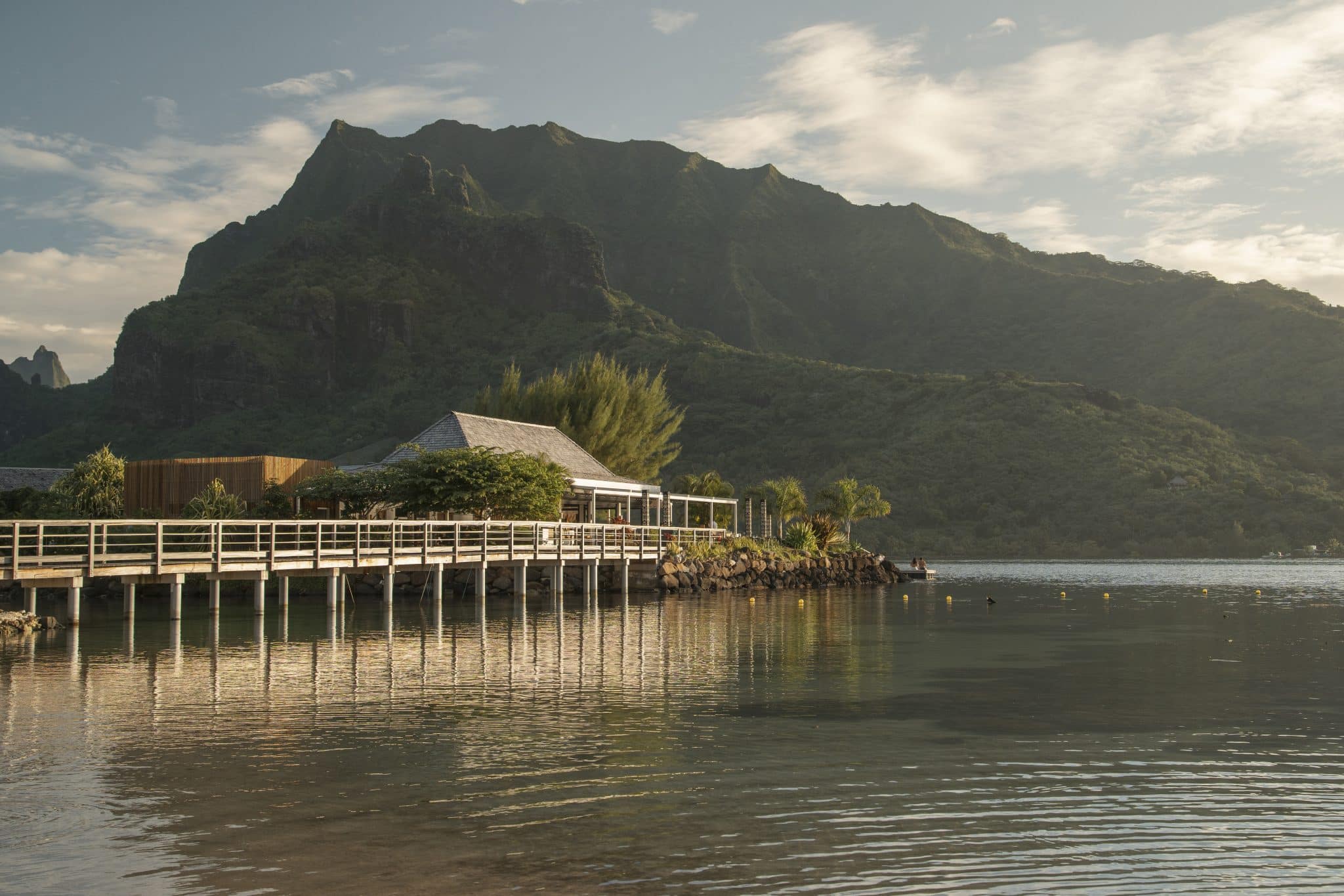 Hôtel à Moorea pour un séjour romantique | Moorea Cook’s Bay